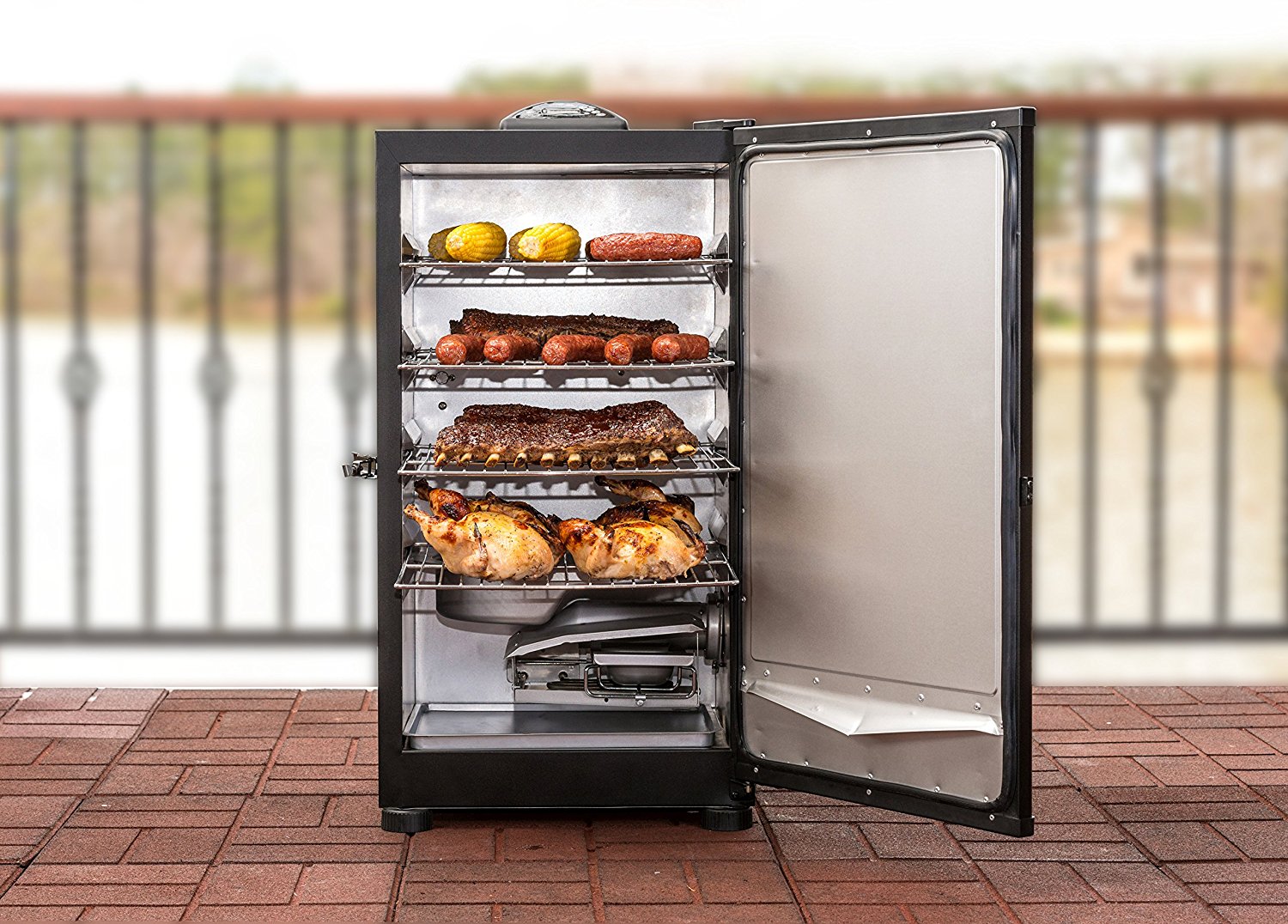 7 Best Masterbuilt Smokers Reviewed in Detail (Spring 2026)