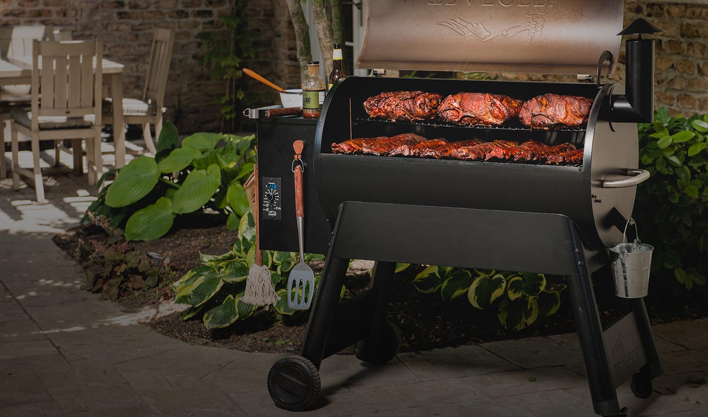 9 Best Pellet Smokers Reviewed in Detail (Fall 2025)