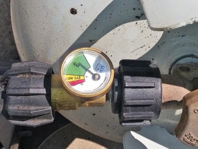 How to Check Your Propane Tank Level - 5 Easy Ways [Upd. 2021]