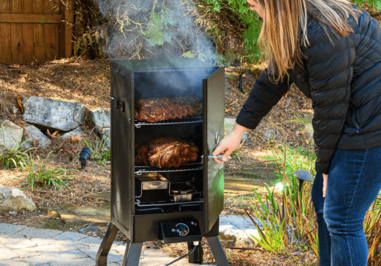 8 Best Small Electric Smokers (Fall 2025) – The Ultimate Guide